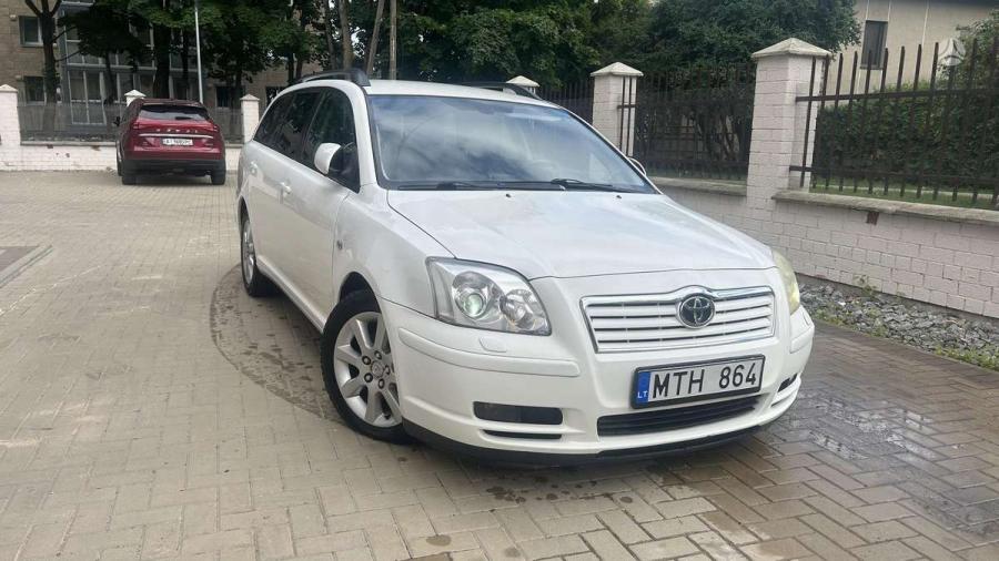 Белый Тойота Авенсис 2006 в Вильнюс, объемом двигателя 2.20 л и пробегом 358 тыс. км за 2150 €, фото 11 на AUTOMOTO.COM.LV