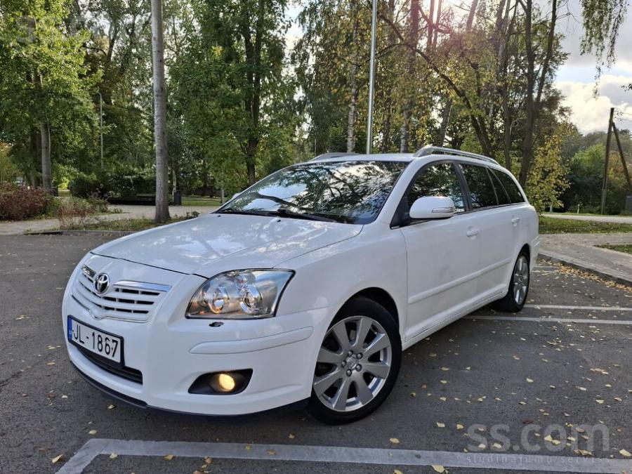 Balts Toyota Avensis 2008 Rīga, ar dzinēja tilpumu 2.00 L un nobraukumu 376 tūkst. km par 1570 €, foto 1 vietnē AUTOMOTO.COM.LV