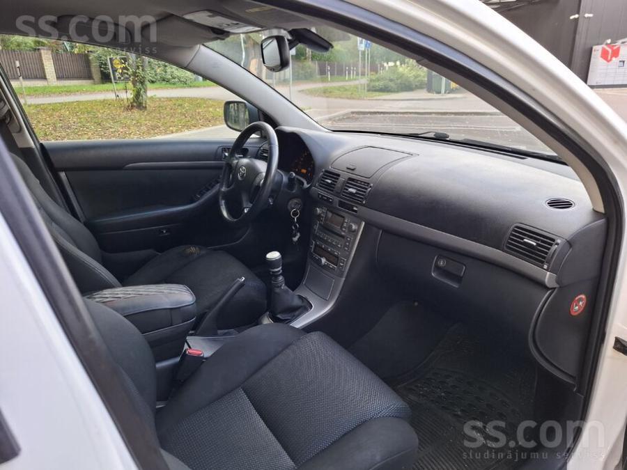 Balts Toyota Avensis 2008 Rīga, ar dzinēja tilpumu 2.00 L un nobraukumu 376 tūkst. km par 1570 €, foto 6 vietnē AUTOMOTO.COM.LV
