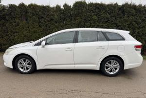 White Toyota Avensis 2010 in Vilnius, with an engine capacity of 2.00 L and mileage of 449 thousand km for 1850 €, photo 5 on AUTOMOTO.COM.LV
