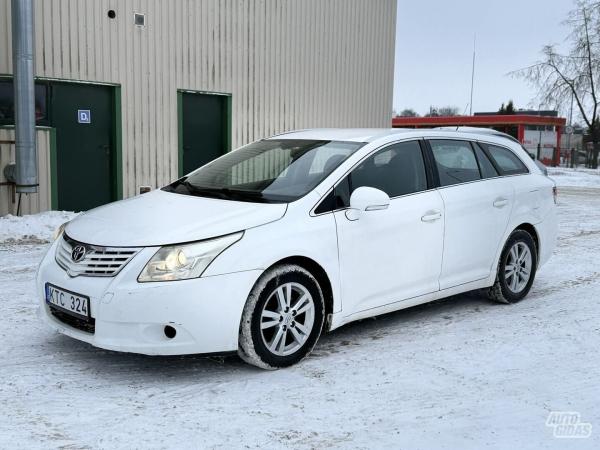 White Toyota Avensis 2010 in Silute, with an engine capacity of 2.00 L and mileage of 400 thousand km for 2150 €, photo 1 on AUTOMOTO.COM.LV
