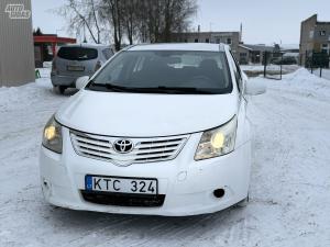 White Toyota Avensis 2010 in Silute, with an engine capacity of 2.00 L and mileage of 400 thousand km for 2150 €, photo 8 on AUTOMOTO.COM.LV