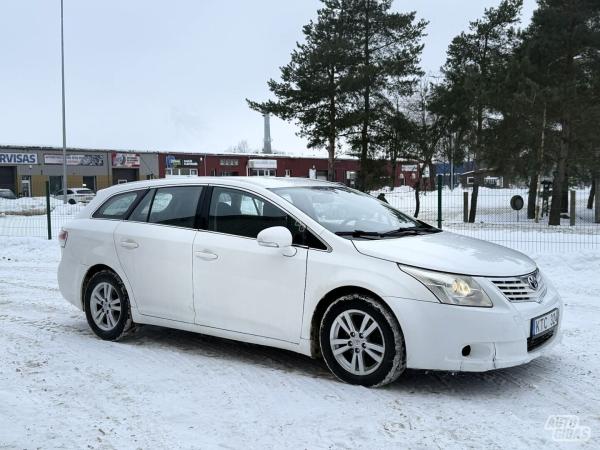 White Toyota Avensis 2010 in Silute, with an engine capacity of 2.00 L and mileage of 440 thousand km for 2150 €, photo 1 on AUTOMOTO.COM.LV