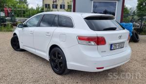 Белый Тойота Авенсис 2010 в Рига, объемом двигателя 2.20 л и пробегом 266 тыс. км за 4400 €, фото 5 на AUTOMOTO.COM.LV