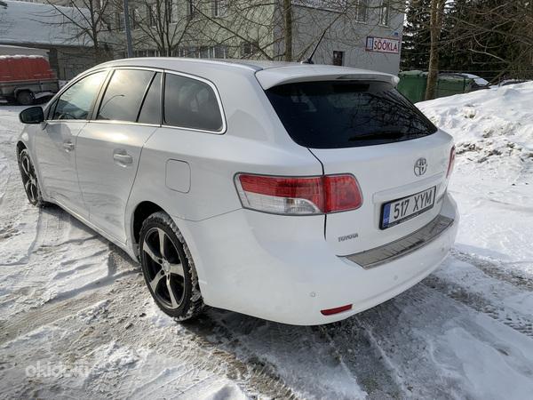 White Toyota Avensis 2010 in Tallinn, with an engine capacity of 1.80 L and mileage of 350 thousand km for 4450 €, photo 4 on AUTOMOTO.COM.LV