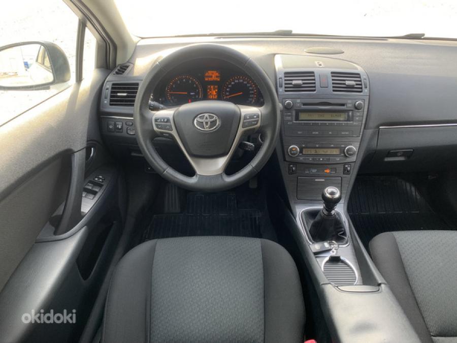 Белый Тойота Авенсис 2010 в Таллин, объемом двигателя 1.80 л и пробегом 350 тыс. км за 4450 €, фото 13 на AUTOMOTO.COM.LV