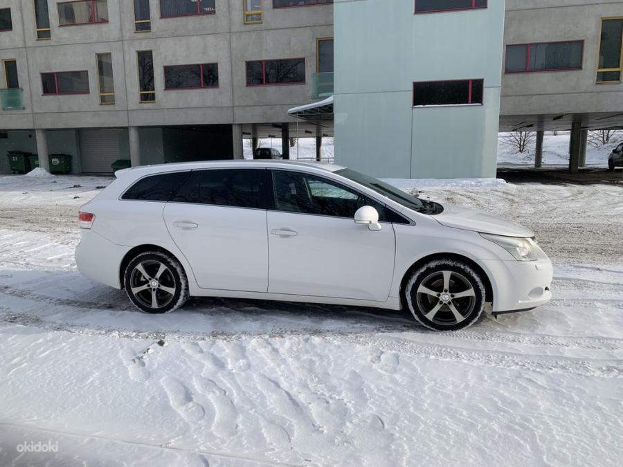 Белый Тойота Авенсис 2010 в Таллин, объемом двигателя 1.80 л и пробегом 350 тыс. км за 4450 €, фото 23 на AUTOMOTO.COM.LV