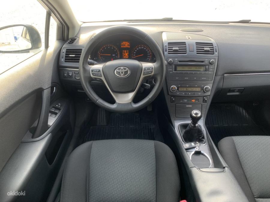 Белый Тойота Авенсис 2010 в Таллин, объемом двигателя 1.80 л и пробегом 350 тыс. км за 4450 €, фото 28 на AUTOMOTO.COM.LV