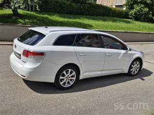 Balts Toyota Avensis 2010 Jēkabpils, ar dzinēja tilpumu 2.20 L un nobraukumu 268 tūkst. km par 5190 €, foto 8 vietnē AUTOMOTO.COM.LV
