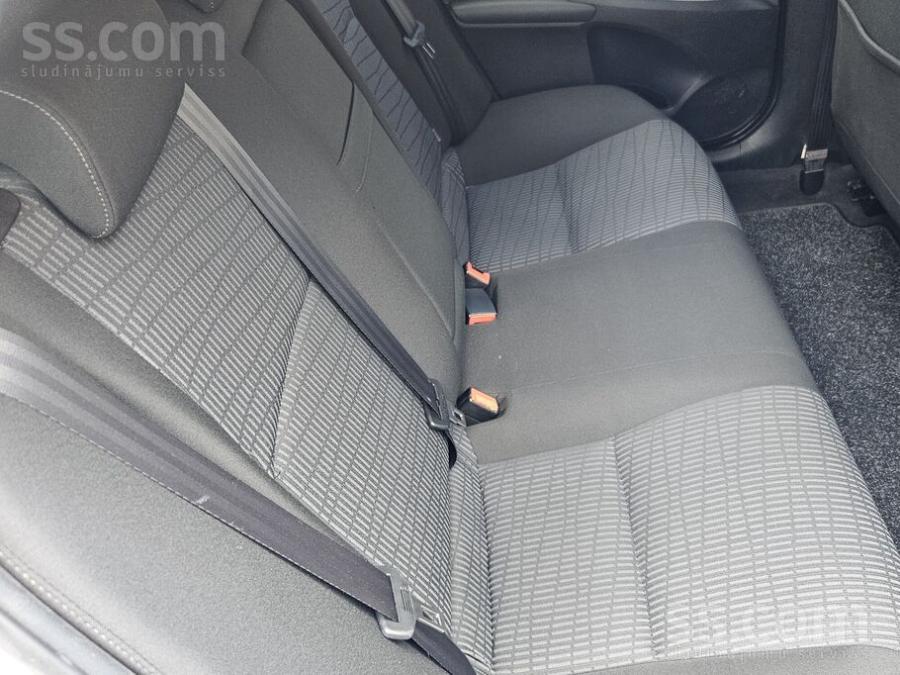 Balts Toyota Avensis 2010 Jēkabpils, ar dzinēja tilpumu 2.20 L un nobraukumu 268 tūkst. km par 5190 €, foto 18 vietnē AUTOMOTO.COM.LV