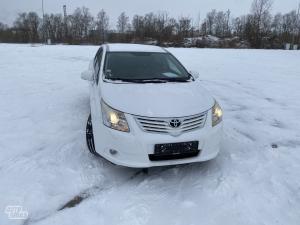 White Toyota Avensis 2011 in Marijampole, with an engine capacity of 1.80 L and mileage of 219 thousand km for 4900 €, photo 6 on AUTOMOTO.COM.LV