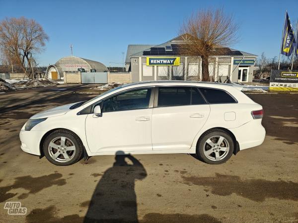 Balts Toyota Avensis 2011 Jonava, ar dzinēja tilpumu 2.00 L un nobraukumu 387 tūkst. km par 2900 €, foto 4 vietnē AUTOMOTO.COM.LV
