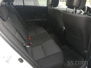 Balts Toyota Avensis 2011 Rīga, ar dzinēja tilpumu 2.00 L un nobraukumu 320 tūkst. km par 4900 €, foto 19 vietnē AUTOMOTO.COM.LV