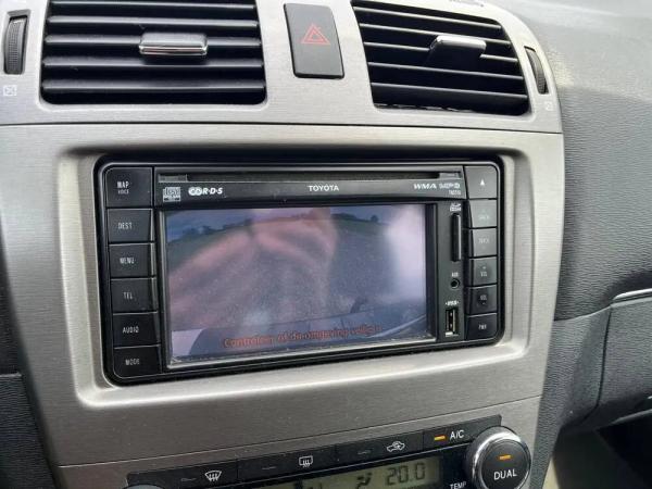 Balts Toyota Avensis 2011 Jūrmala, ar dzinēja tilpumu 1.80 L un nobraukumu 250 tūkst. km par 6850 €, foto 9 vietnē AUTOMOTO.COM.LV