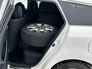 Balts Toyota Avensis 2011 Grobiņa, ar dzinēja tilpumu 2.00 L un nobraukumu 367 tūkst. km par 4300 €, foto 9 vietnē AUTOMOTO.COM.LV