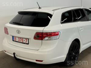 Белый Тойота Авенсис 2011 в Юрмала, объемом двигателя 1.80 л и пробегом 250 тыс. км за 6850 €, фото 10 на AUTOMOTO.COM.LV