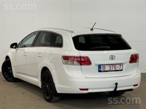 Белый Тойота Авенсис 2011 в Юрмала, объемом двигателя 1.80 л и пробегом 250 тыс. км за 6850 €, фото 11 на AUTOMOTO.COM.LV