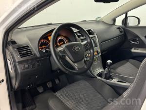 Белый Тойота Авенсис 2011 в Юрмала, объемом двигателя 1.80 л и пробегом 250 тыс. км за 6850 €, фото 14 на AUTOMOTO.COM.LV