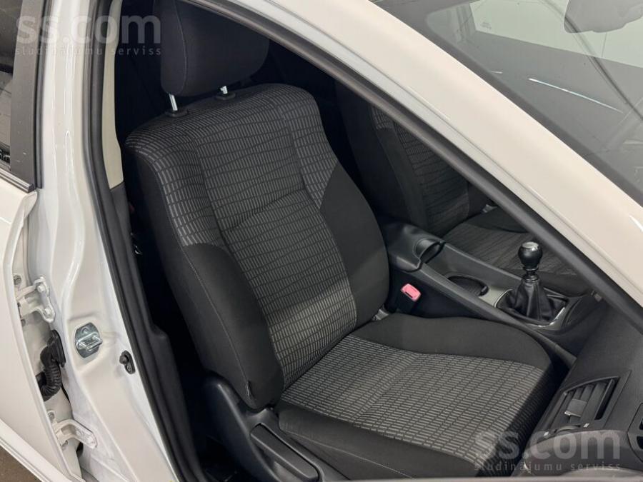 Белый Тойота Авенсис 2011 в Юрмала, объемом двигателя 1.80 л и пробегом 250 тыс. км за 6850 €, фото 19 на AUTOMOTO.COM.LV