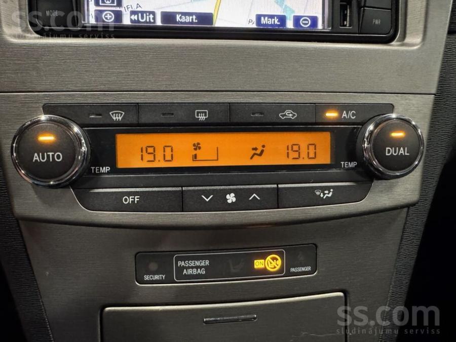 Белый Тойота Авенсис 2011 в Юрмала, объемом двигателя 1.80 л и пробегом 250 тыс. км за 6850 €, фото 24 на AUTOMOTO.COM.LV