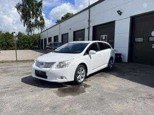 Белый Тойота Авенсис 2011 в Утена, объемом двигателя 2.00 л и пробегом 309 тыс. км за 2950 €, фото 4 на AUTOMOTO.COM.LV