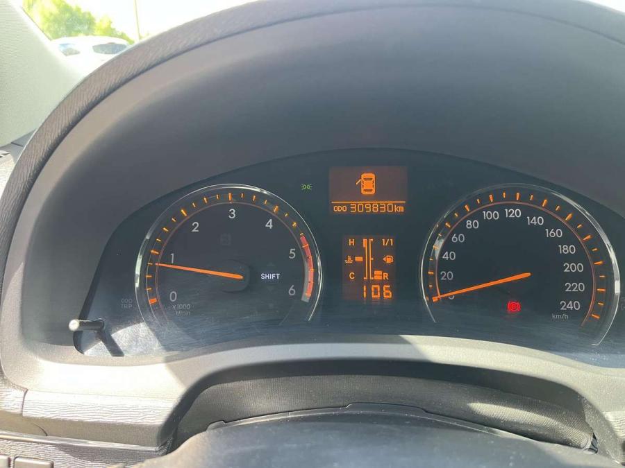Белый Тойота Авенсис 2011 в Утена, объемом двигателя 2.00 л и пробегом 309 тыс. км за 2950 €, фото 9 на AUTOMOTO.COM.LV