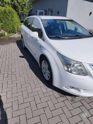 Balts Toyota Avensis 2011 Kupiškis, ar dzinēja tilpumu 2.23 L un nobraukumu 277 tūkst. km par 3300 €, foto 4 vietnē AUTOMOTO.COM.LV