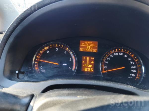 White Toyota Avensis 2011 in Liepaja, with an engine capacity of 2.00 L and mileage of 157 thousand km for 4000 €, photo 3 on AUTOMOTO.COM.LV