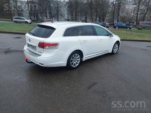 Белый Тойота Авенсис 2011 в Рига, объемом двигателя 2.00 л и пробегом 269 тыс. км за 3300 €, фото 10 на AUTOMOTO.COM.LV