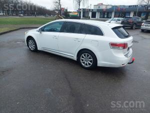 Белый Тойота Авенсис 2011 в Рига, объемом двигателя 2.00 л и пробегом 269 тыс. км за 3300 €, фото 15 на AUTOMOTO.COM.LV