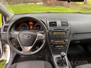 Белый Тойота Авенсис 2011 в Елгава, объемом двигателя 1.80 л и пробегом 277 тыс. км за 4200 €, фото 6 на AUTOMOTO.COM.LV