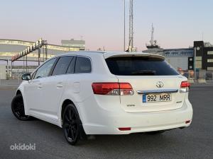 Белый Тойота Авенсис 2012 в Таллин, объемом двигателя 2.20 л и пробегом 270 тыс. км за 5600 €, фото 5 на AUTOMOTO.COM.LV