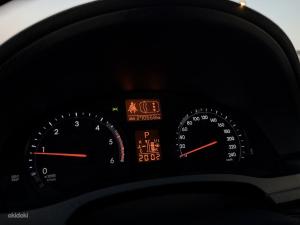 Белый Тойота Авенсис 2012 в Таллин, объемом двигателя 2.20 л и пробегом 270 тыс. км за 5600 €, фото 21 на AUTOMOTO.COM.LV