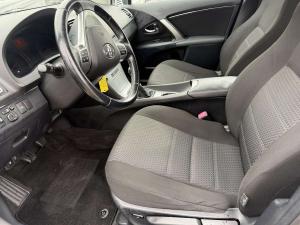 Белый Тойота Авенсис 2012 в Утена, объемом двигателя 2.00 л и пробегом 290 тыс. км за 3990 €, фото 7 на AUTOMOTO.COM.LV