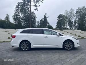 Balts Toyota Avensis 2012 Tallina, ar dzinēja tilpumu 2.20 L un nobraukumu 250 tūkst. km par 2890 €, foto 4 vietnē AUTOMOTO.COM.LV