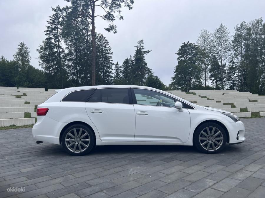Balts Toyota Avensis 2012 Tallina, ar dzinēja tilpumu 2.20 L un nobraukumu 250 tūkst. km par 2890 €, foto 9 vietnē AUTOMOTO.COM.LV