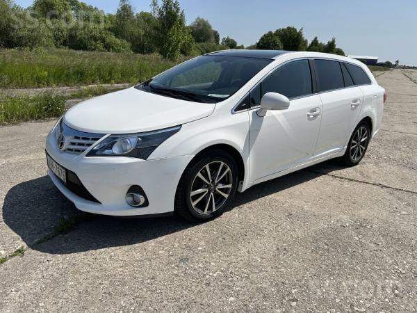 Balts Toyota Avensis 2013 Rīga, ar dzinēja tilpumu 2.00 L un nobraukumu 180 tūkst. km par 6360 €, foto 6 vietnē AUTOMOTO.COM.LV