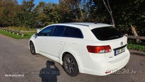 Balts Toyota Avensis 2013 Kohtla-Jerve, ar dzinēja tilpumu 2.00 L un nobraukumu 320 tūkst. km par 3170 €, foto 6 vietnē AUTOMOTO.COM.LV