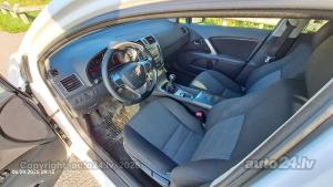 Balts Toyota Avensis 2013 Kohtla-Jerve, ar dzinēja tilpumu 2.00 L un nobraukumu 320 tūkst. km par 3170 €, foto 12 vietnē AUTOMOTO.COM.LV