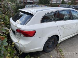 Balts Toyota Avensis 2013 Rīga, ar dzinēja tilpumu 1.60 L un nobraukumu 0 tūkst. km par 990 €, foto 6 vietnē AUTOMOTO.COM.LV