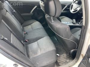 Balts Toyota Avensis 2013 Rīga, ar dzinēja tilpumu 1.60 L un nobraukumu 0 tūkst. km par 990 €, foto 9 vietnē AUTOMOTO.COM.LV