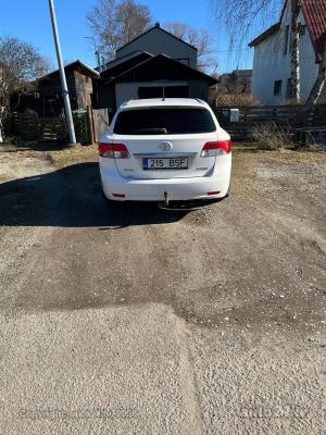 White Toyota Avensis 2014 in Tallinn, with an engine capacity of 1.80 L and mileage of 359 thousand km for 5300 €, photo 5 on AUTOMOTO.COM.LV