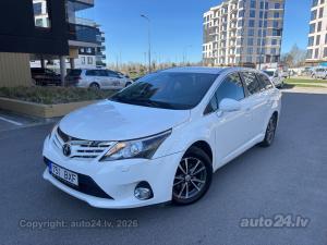 Balts Toyota Avensis 2014 Tallina, ar dzinēja tilpumu 1.80 L un nobraukumu 350 tūkst. km par 4490 €, foto 4 vietnē AUTOMOTO.COM.LV