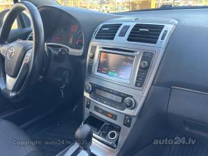 Balts Toyota Avensis 2014 Tallina, ar dzinēja tilpumu 1.80 L un nobraukumu 350 tūkst. km par 4490 €, foto 9 vietnē AUTOMOTO.COM.LV