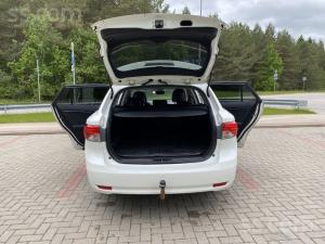 Белый Тойота Авенсис 2014 в Валка, объемом двигателя 2.00 л и пробегом 205 тыс. км за 6300 €, фото 11 на AUTOMOTO.COM.LV