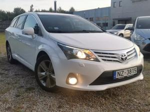 Белый Тойота Авенсис 2014 в Кулдига, объемом двигателя 2.00 л и пробегом 255 тыс. км за 7000 €, фото 4 на AUTOMOTO.COM.LV