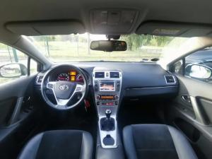 Белый Тойота Авенсис 2014 в Кулдига, объемом двигателя 2.00 л и пробегом 255 тыс. км за 7000 €, фото 6 на AUTOMOTO.COM.LV