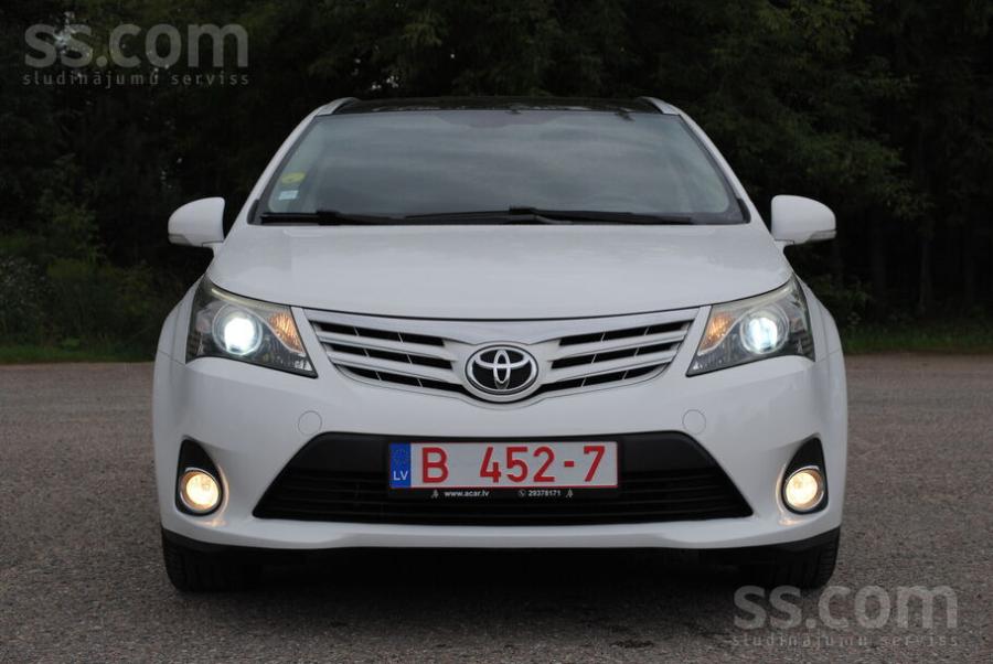 Balts Toyota Avensis 2014 Rīga, ar dzinēja tilpumu 2.00 L un nobraukumu 247 tūkst. km par 5990 €, foto 6 vietnē AUTOMOTO.COM.LV