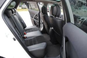 Balts Toyota Avensis 2014 Rīga, ar dzinēja tilpumu 2.00 L un nobraukumu 247 tūkst. km par 5990 €, foto 11 vietnē AUTOMOTO.COM.LV