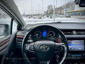 Белый Тойота Авенсис 2015 в Таллин, объемом двигателя 1.80 л и пробегом 250 тыс. км за 9300 €, фото 9 на AUTOMOTO.COM.LV